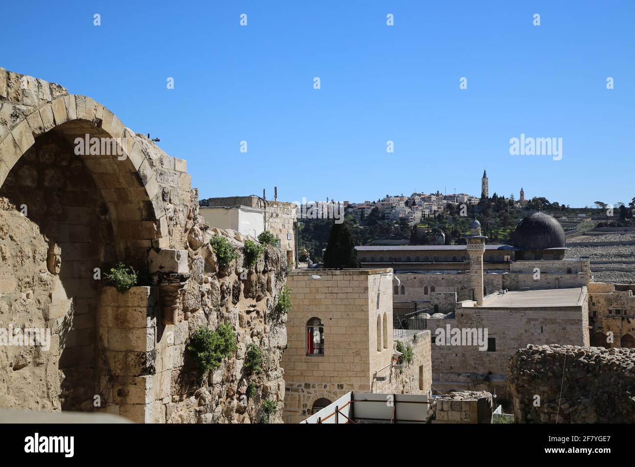 The city walls of Jerusalem Jerusalem Stock Photo - Alamy