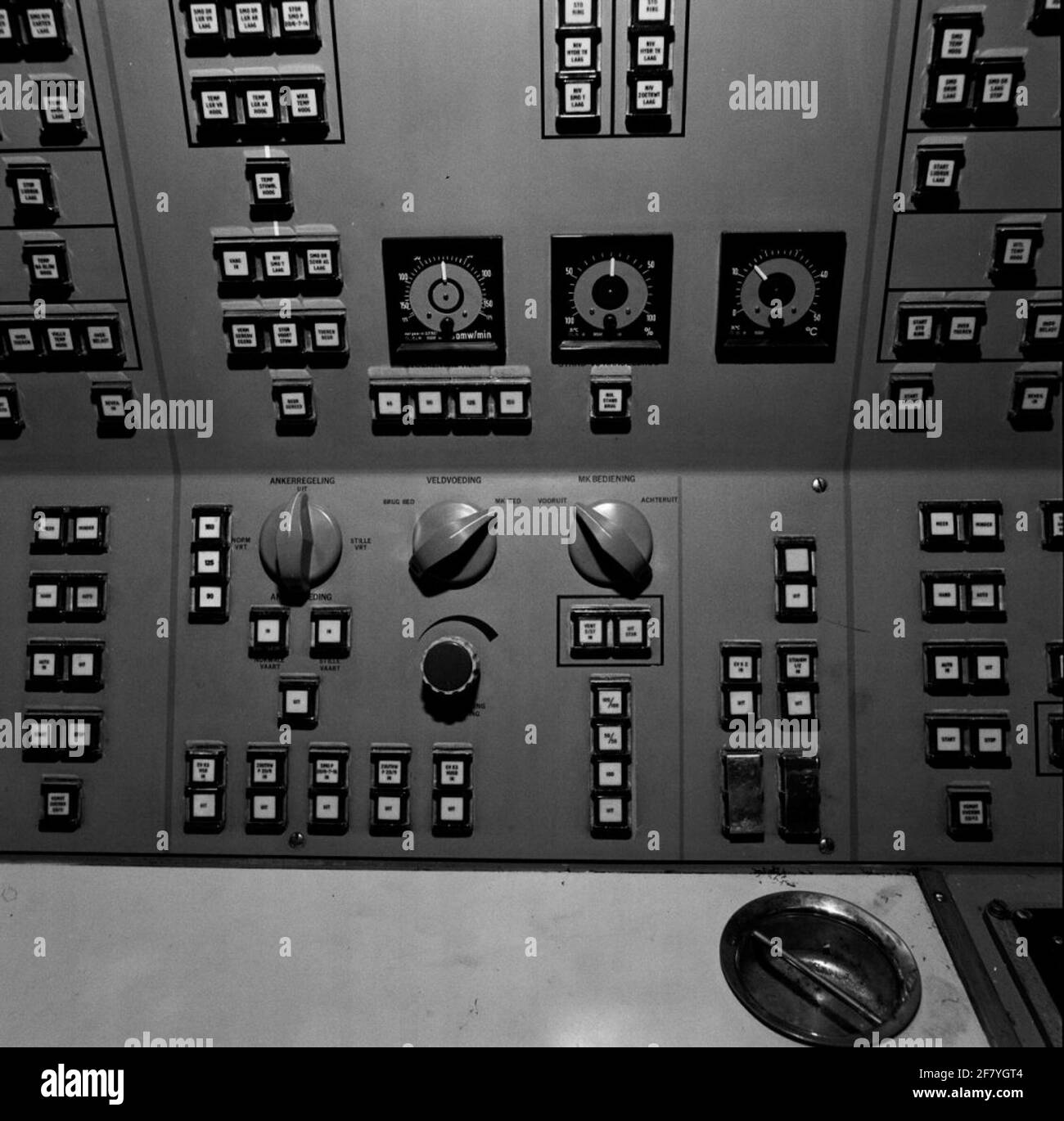 Technical installation of Diesel-Electric HR MS "TYDEMAN" (A 906 ...