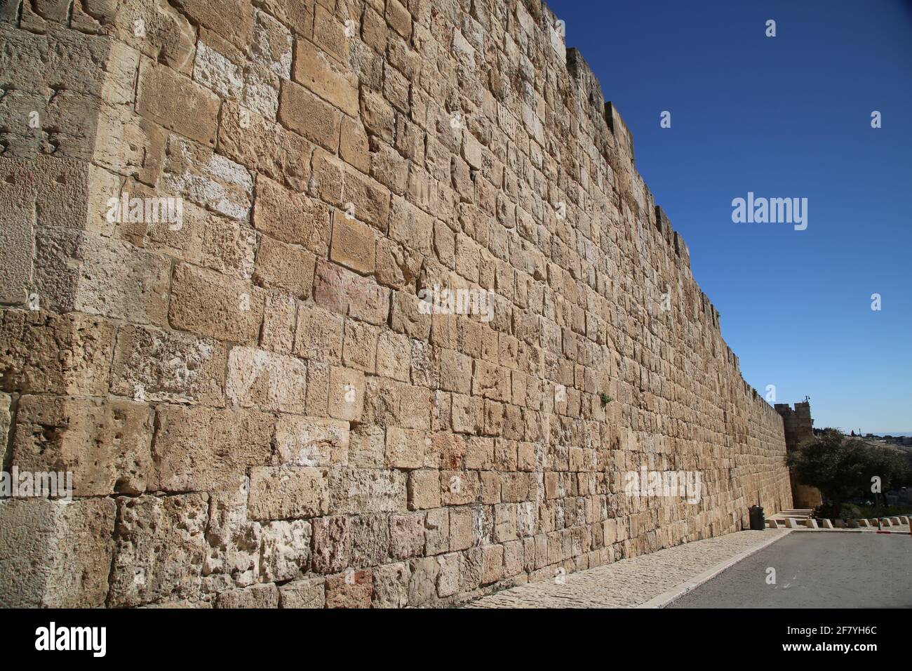 The city walls of Jerusalem Jerusalem Stock Photo - Alamy