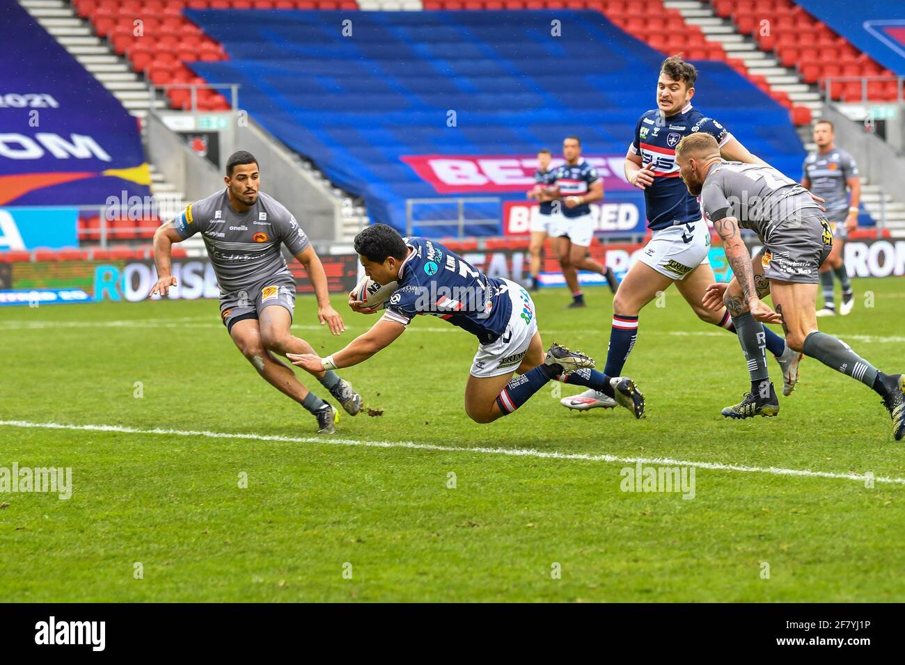 Mason Lino (7) of Wakefield Trinity goes over for a try in, on 4/10 ...