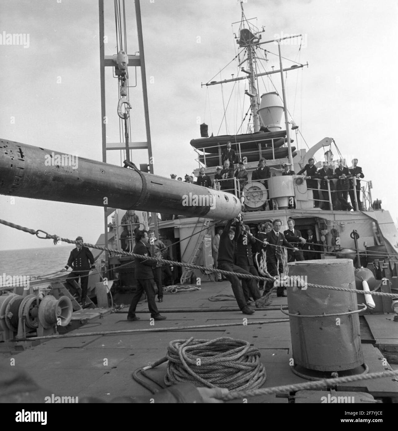 World war ii torpedo submarine hi-res stock photography and images - Alamy