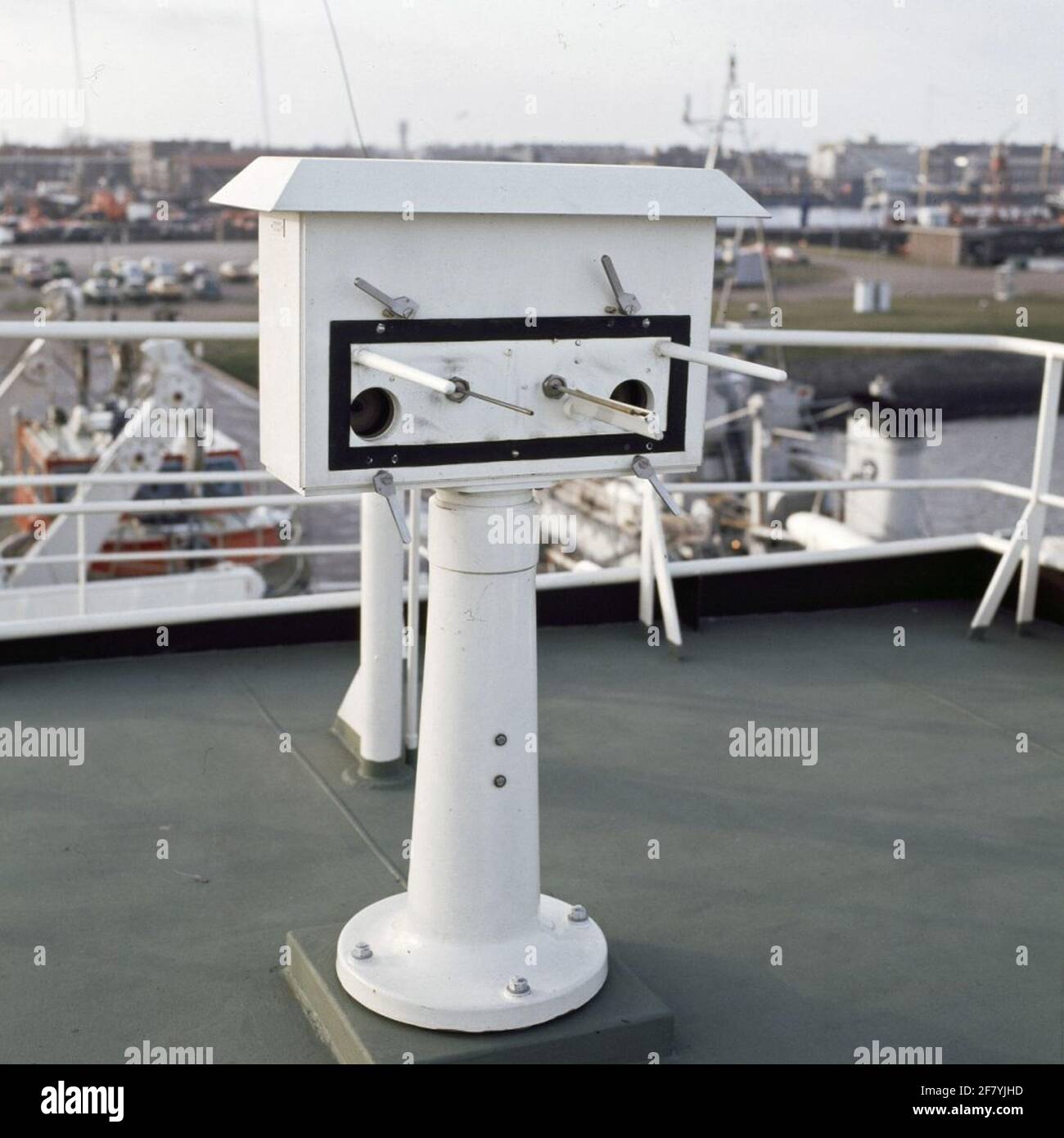 Measuring instruments to deck of Oceanografic Seekskaarte HR.MS. Time ...
