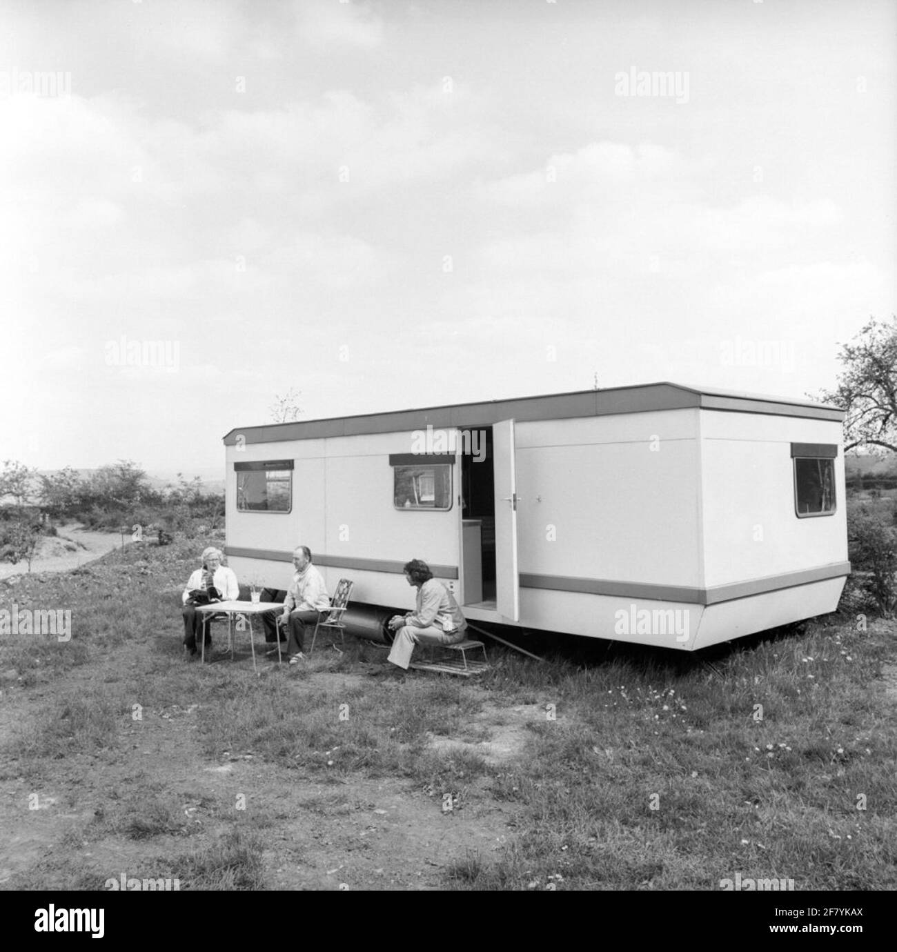 Family in vacation Black and White Stock Photos & Images - Alamy