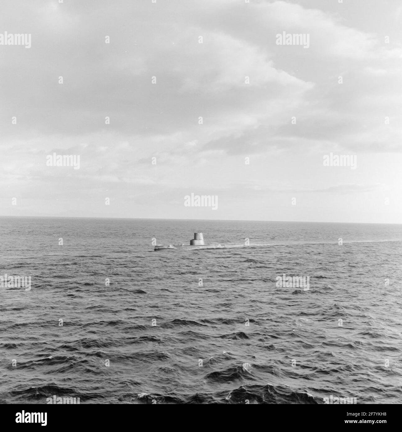 Uss hawkbill hi-res stock photography and images - Alamy