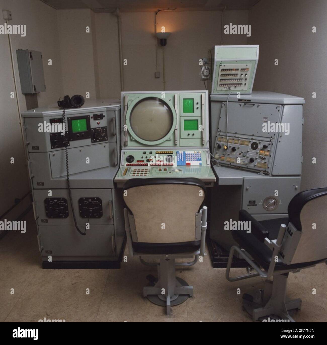 Practice setup on the operational school for frigates Stock Photo - Alamy