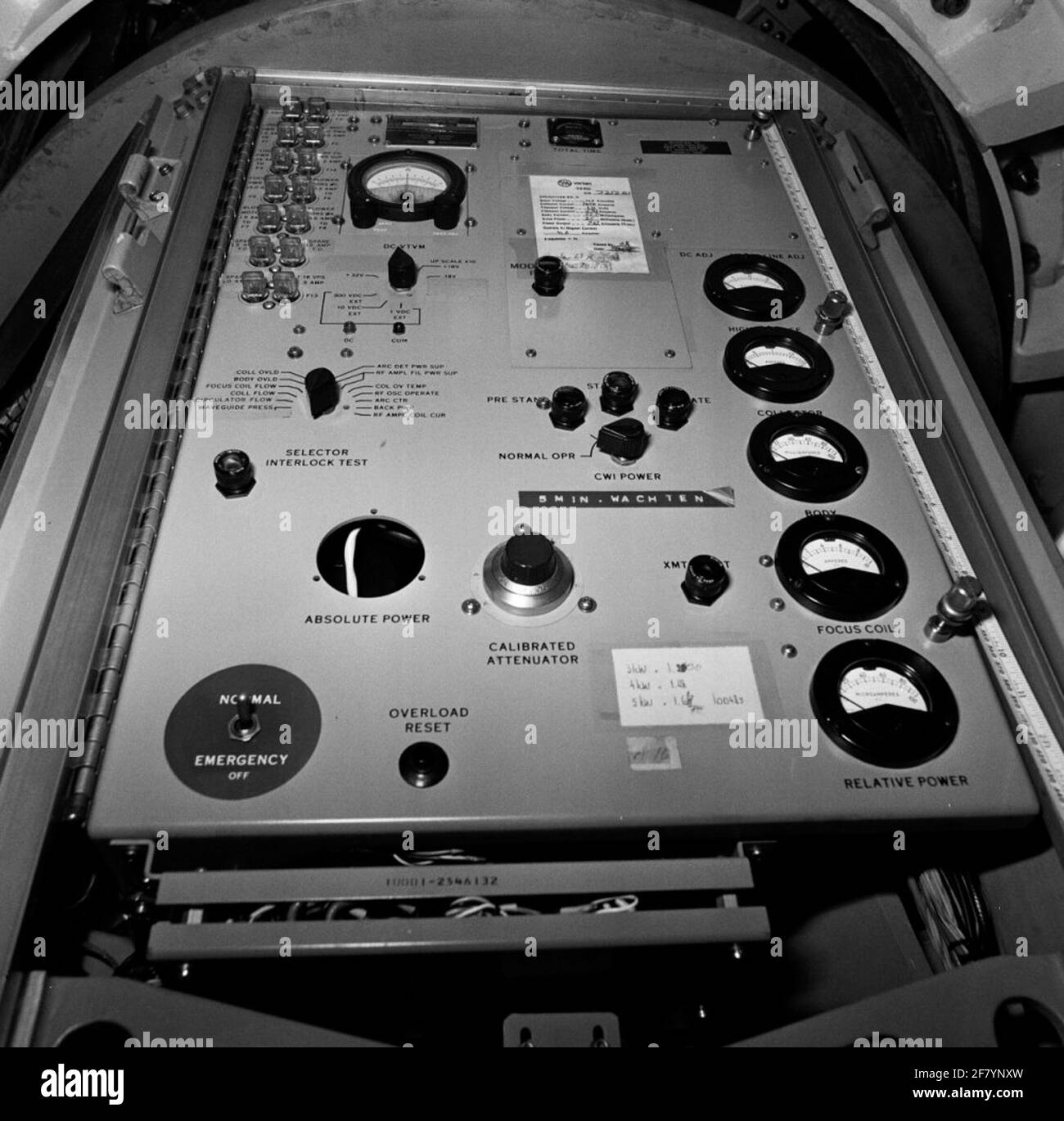 Components from the CWI radar installation (Continuous Wave ...