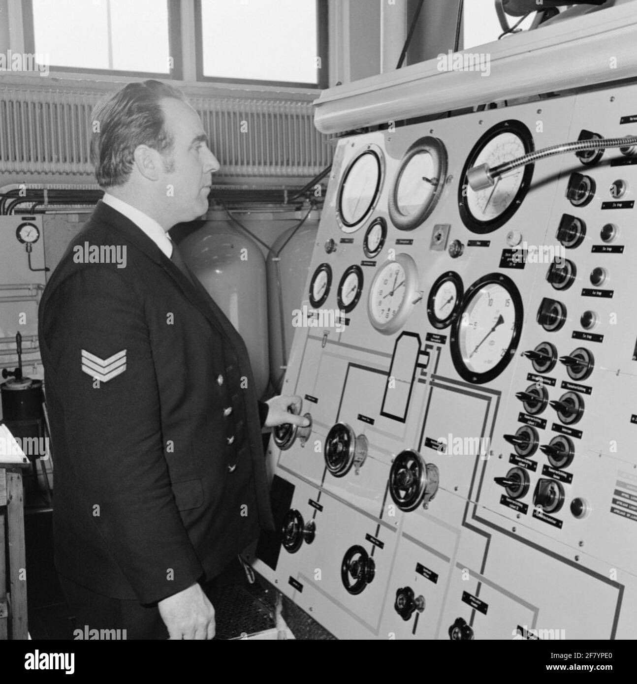 Switchboard Machine Room Stock Photo - Alamy