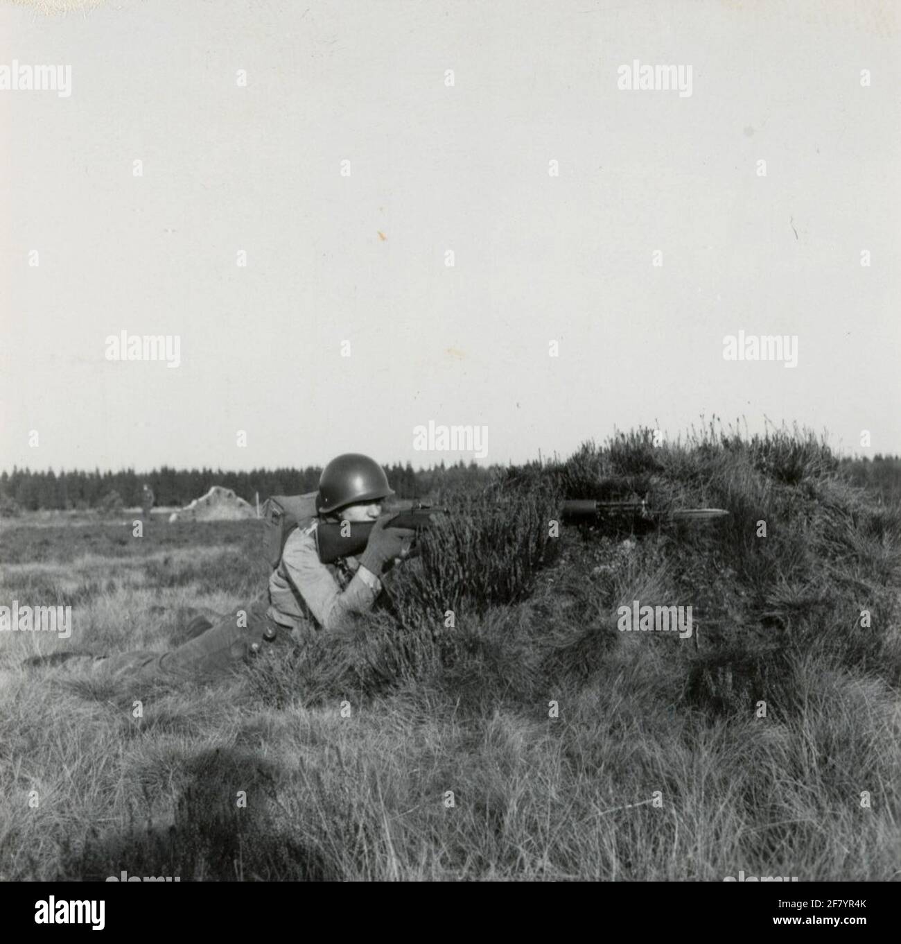 A guner during the shooting competition to the Prince Bernhard trophy ...