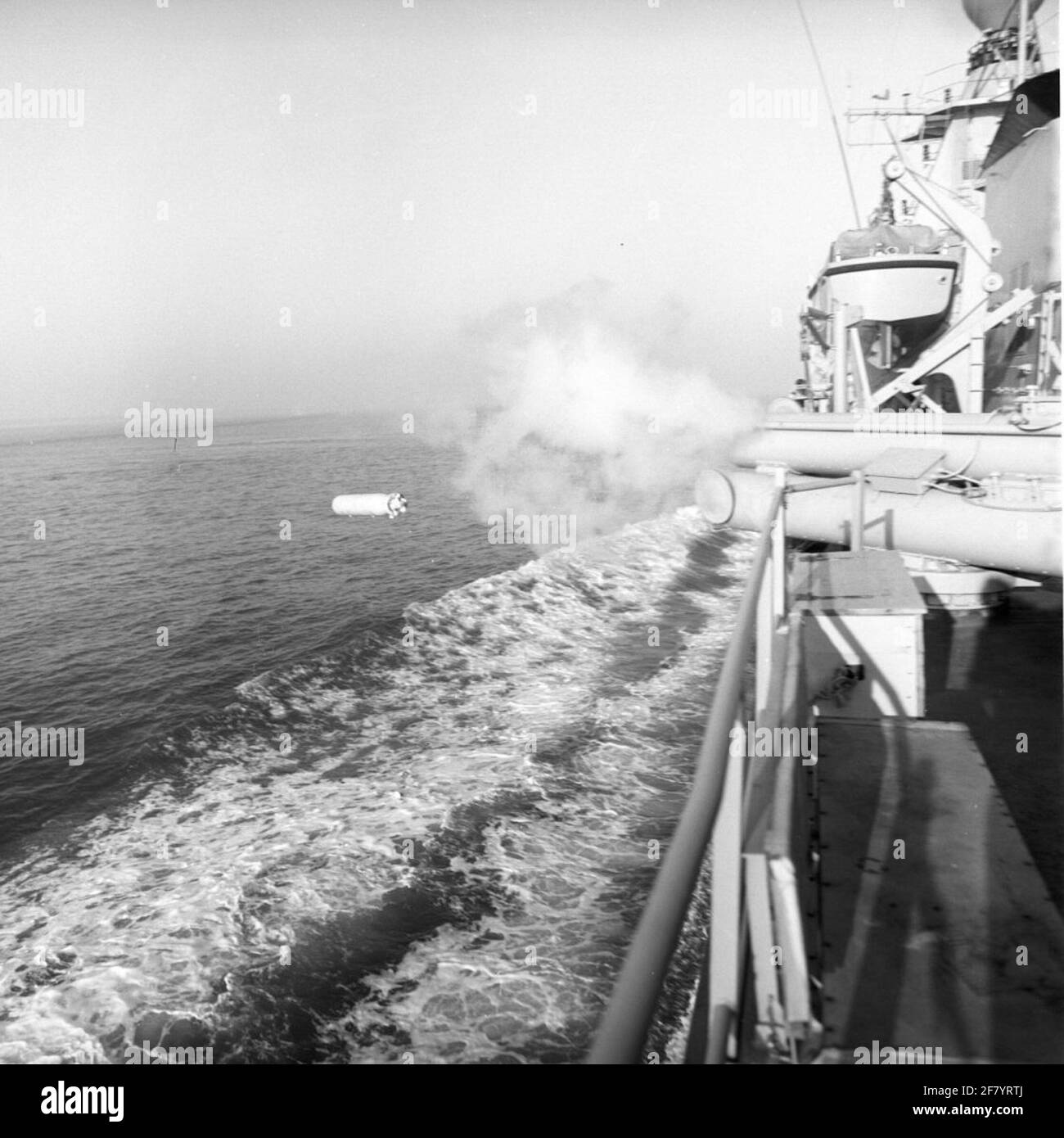 Indonesian vessel Black and White Stock Photos & Images - Alamy