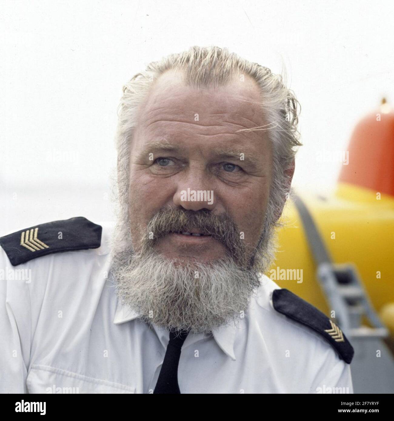 Sergeant Major (SMJR) in white shirt with epaulettes Stock Photo - Alamy