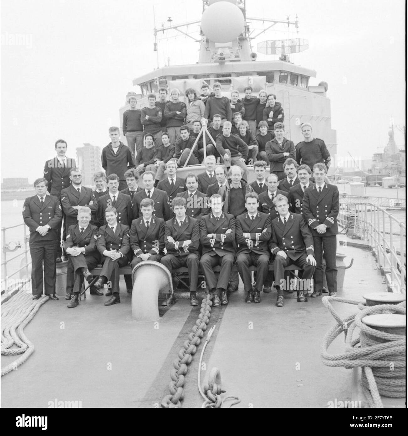 Crew hr.ms. Jacob van Heemskerck (1986-2004). The operational service ...