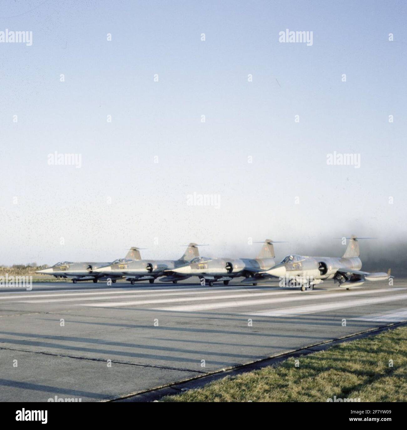15 11 1980 hi-res stock photography and images - Alamy