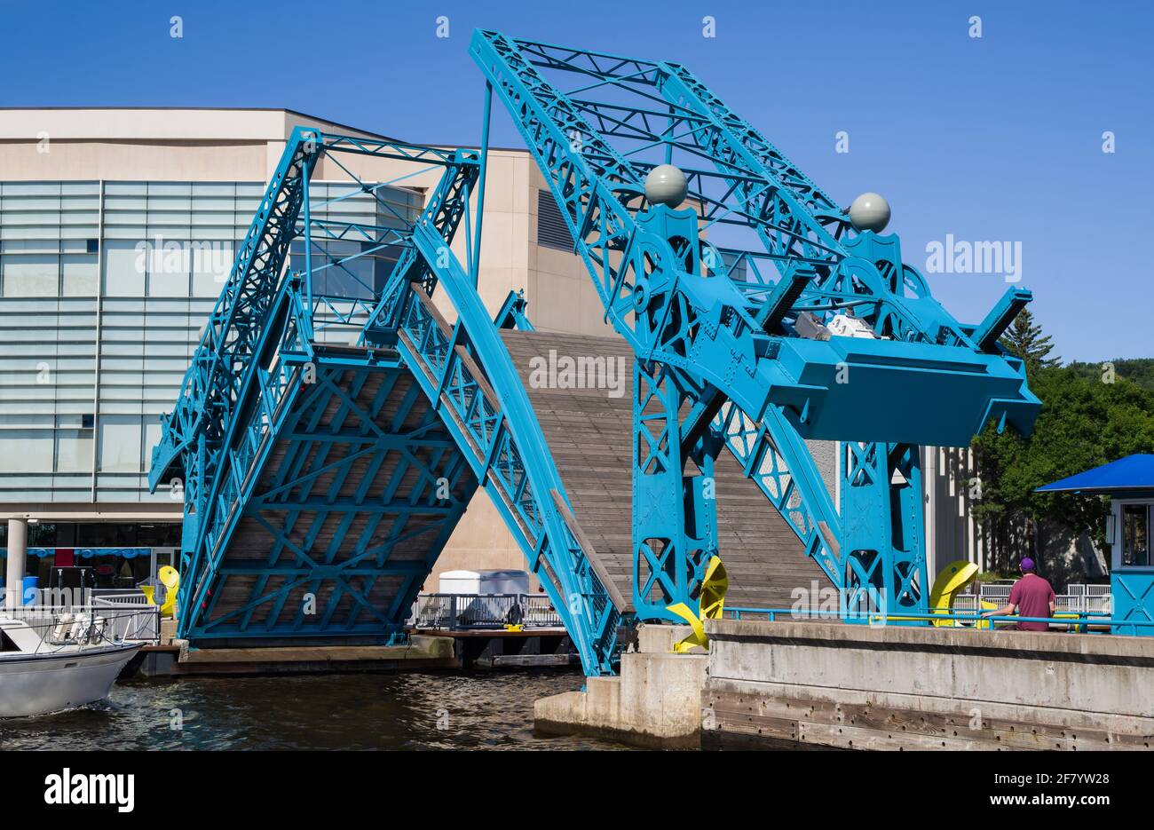 How to draw a fishing boat hi-res stock photography and images - Alamy