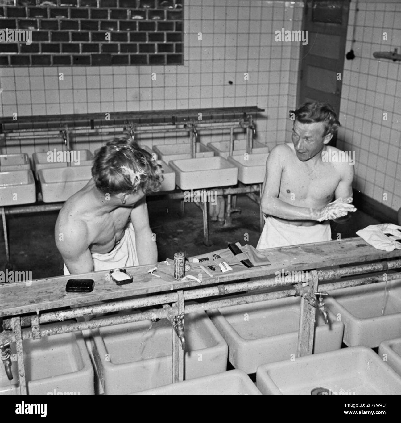 Soldiers in a laundry in 1948 Stock Photo - Alamy