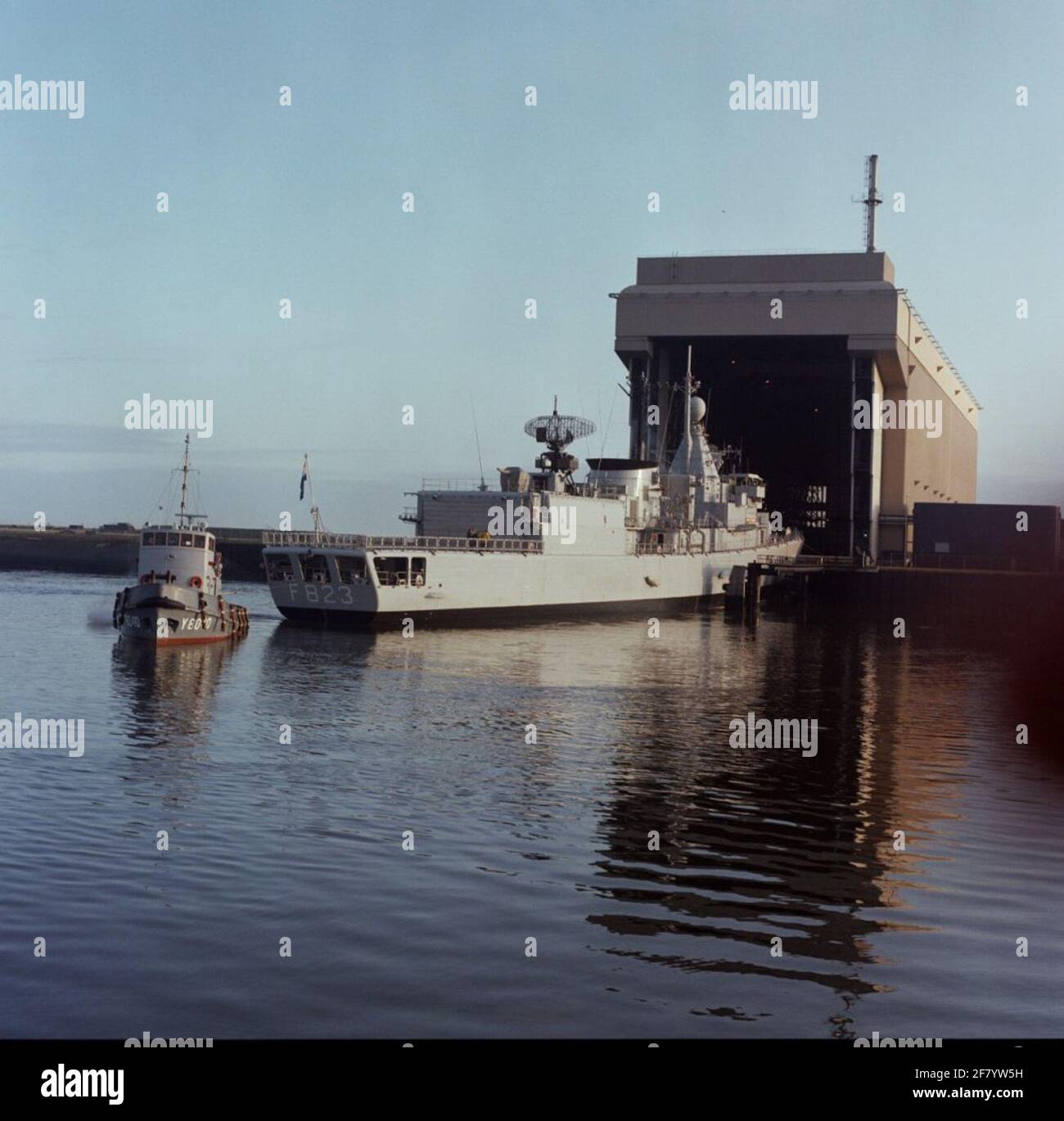Hr.ms. Philips van Almonde leaves the covered dock of the Rijkswerf ...