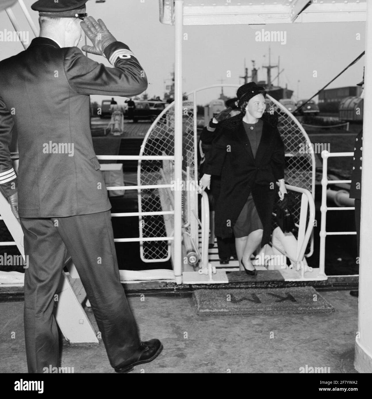 Princess Beatrix brings an introductory visit to various parts of the ...