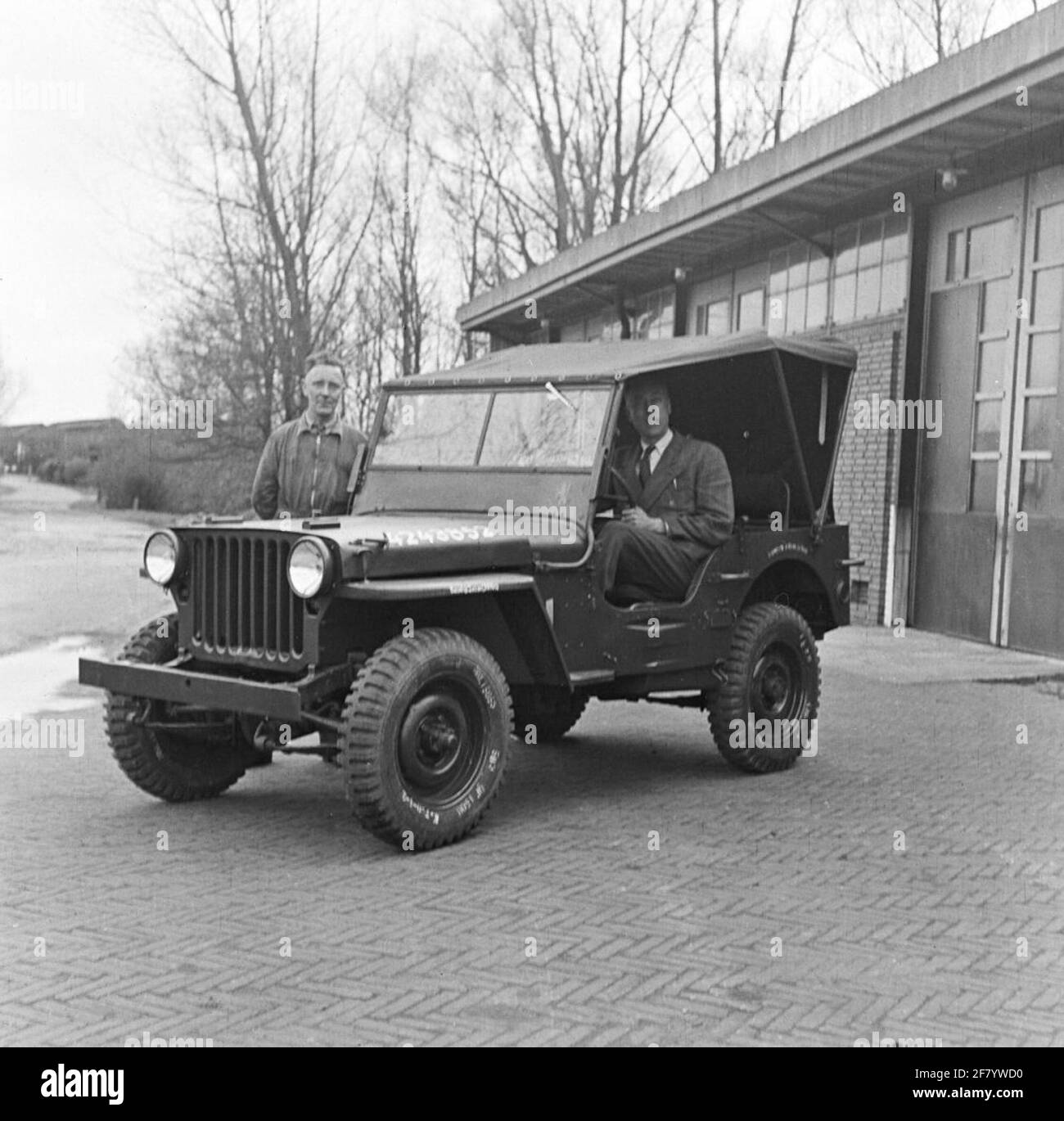 A refurbished jeep 1/4 tonnes 4x4 Stock Photo - Alamy
