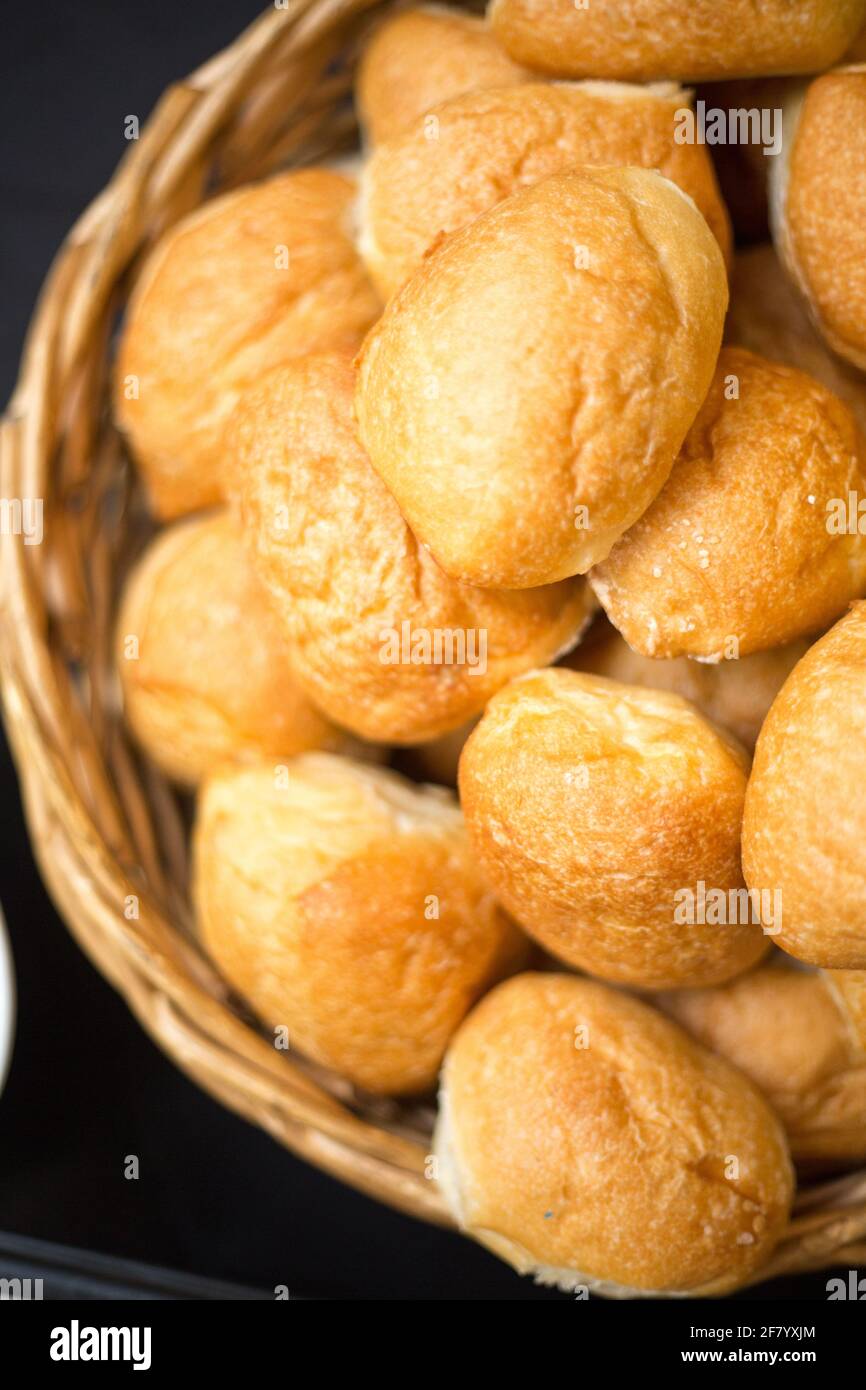 Small round bread hi-res stock photography and images - Alamy