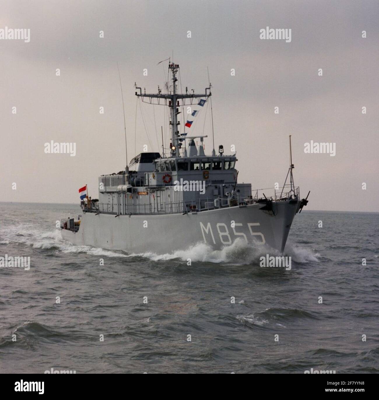 Minehunter hr hi-res stock photography and images - Alamy