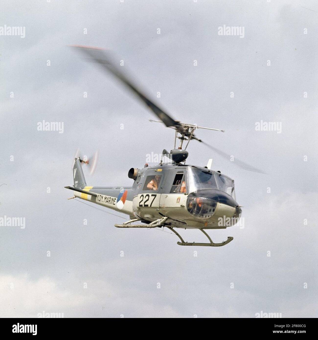 De Agusta-Bell 204B(I)UH-1 Air Sea Rescue (ASR)/transporthelikopter 227 ...
