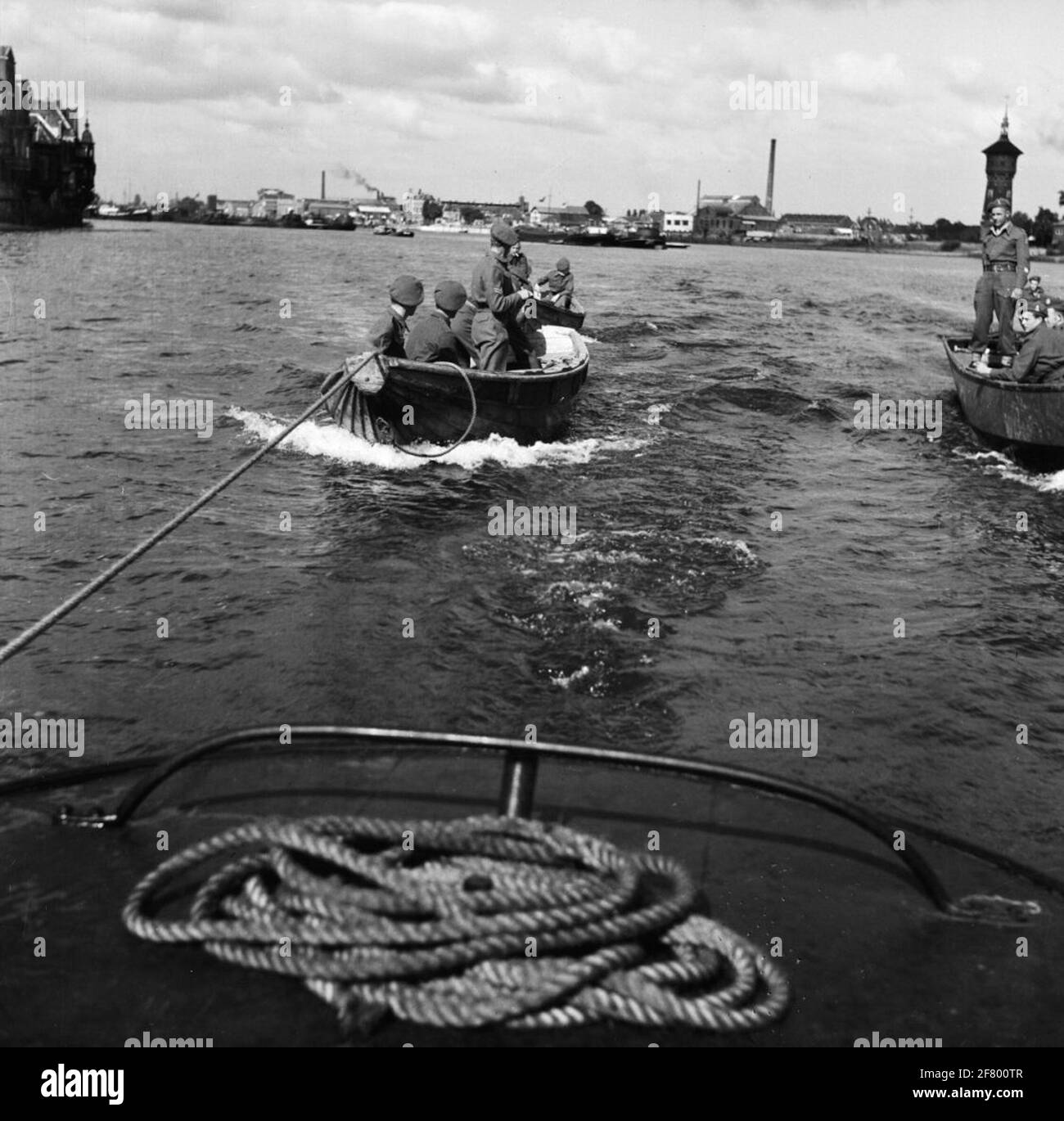 Exercise Pontonniers 2nd Regiment Genie, Papendrecht Stock Photo - Alamy