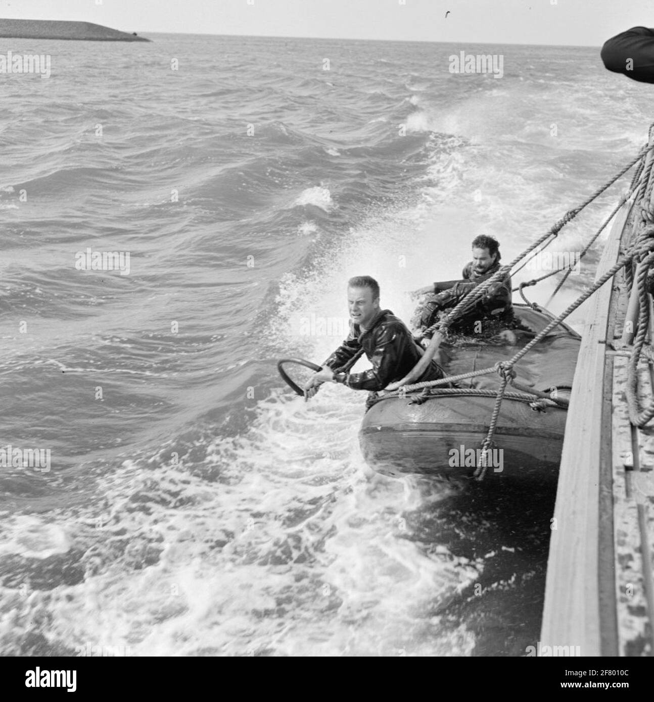 Fast sailing ship hi-res stock photography and images - Alamy