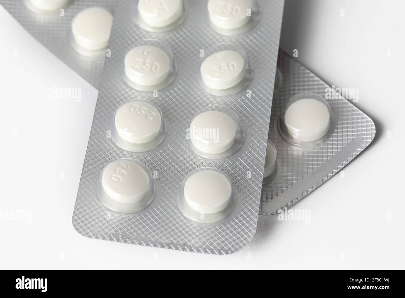 Pharmaceuticals pills medicine on white background. Capsule pill ...