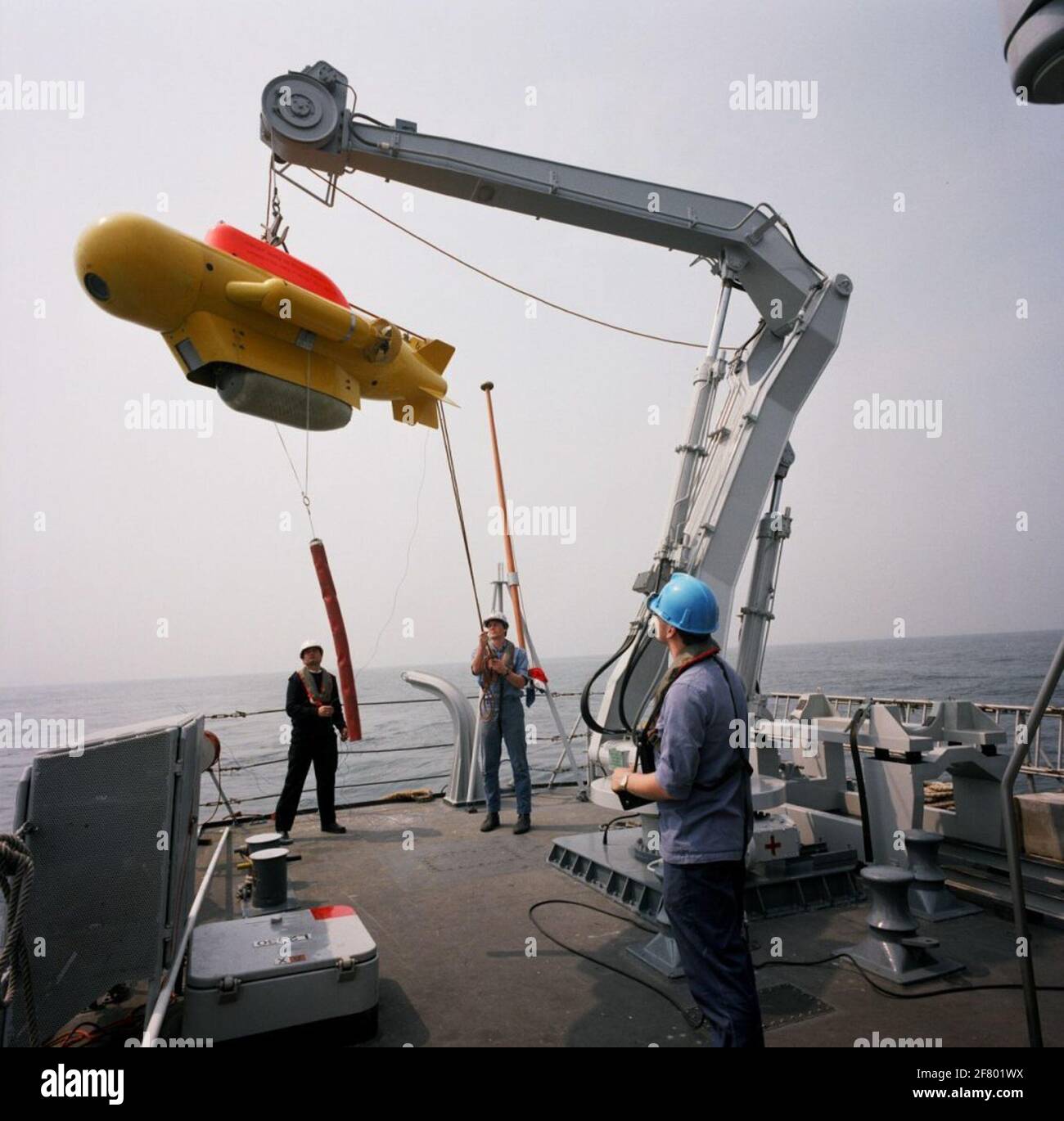 On board a tripartite mine hunter of the Alkmaar class, a French ...