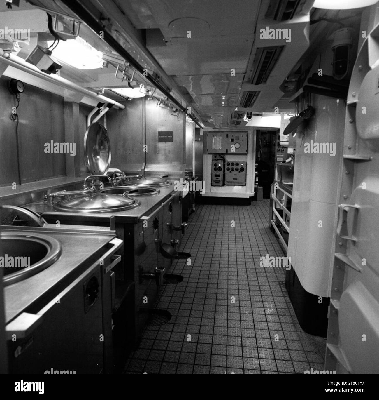 Interior shot A / B Hr.Ms. Van Galen (1967-1987). Photo shows a detail ...