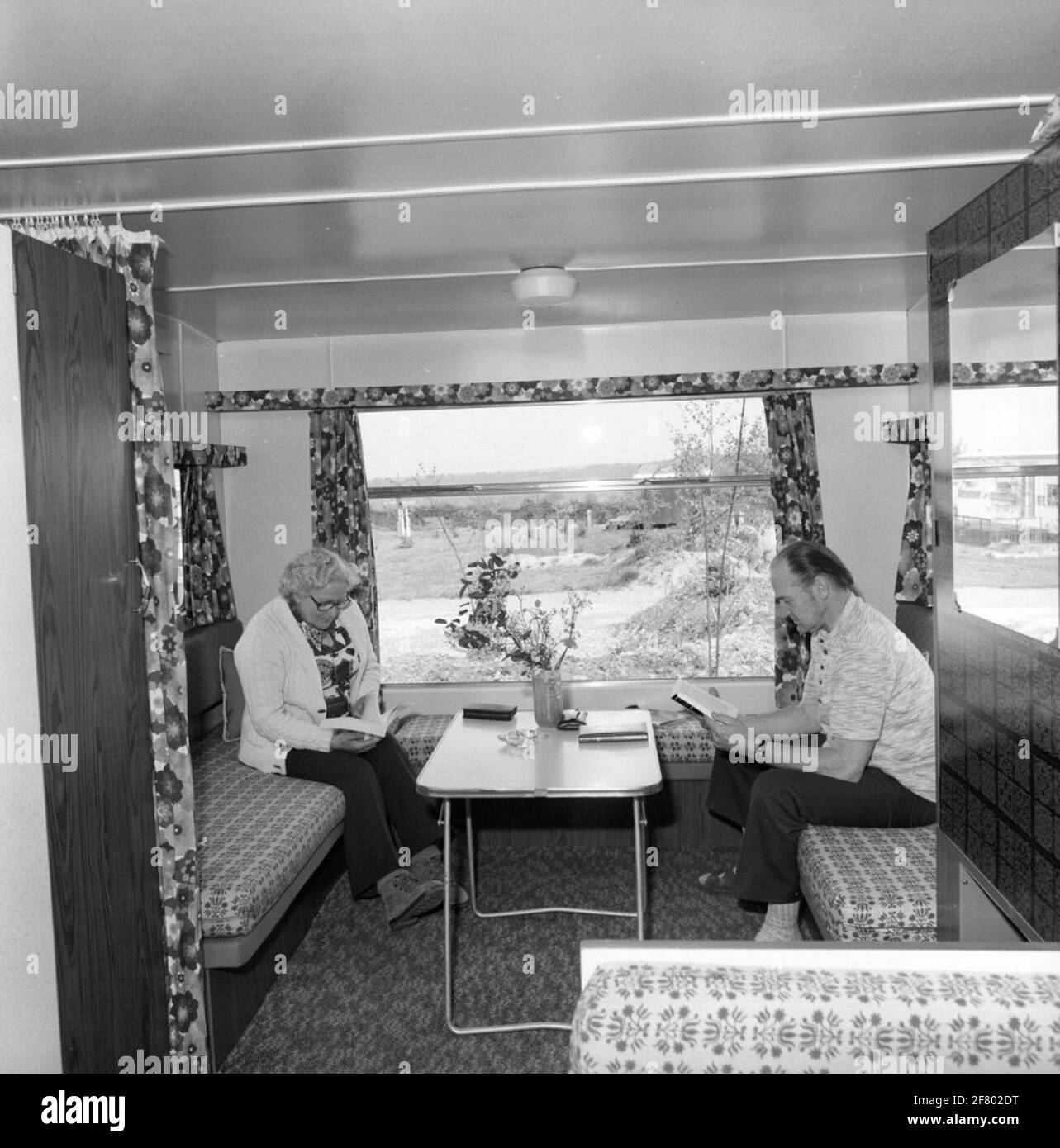 Family in vacation Black and White Stock Photos & Images - Alamy