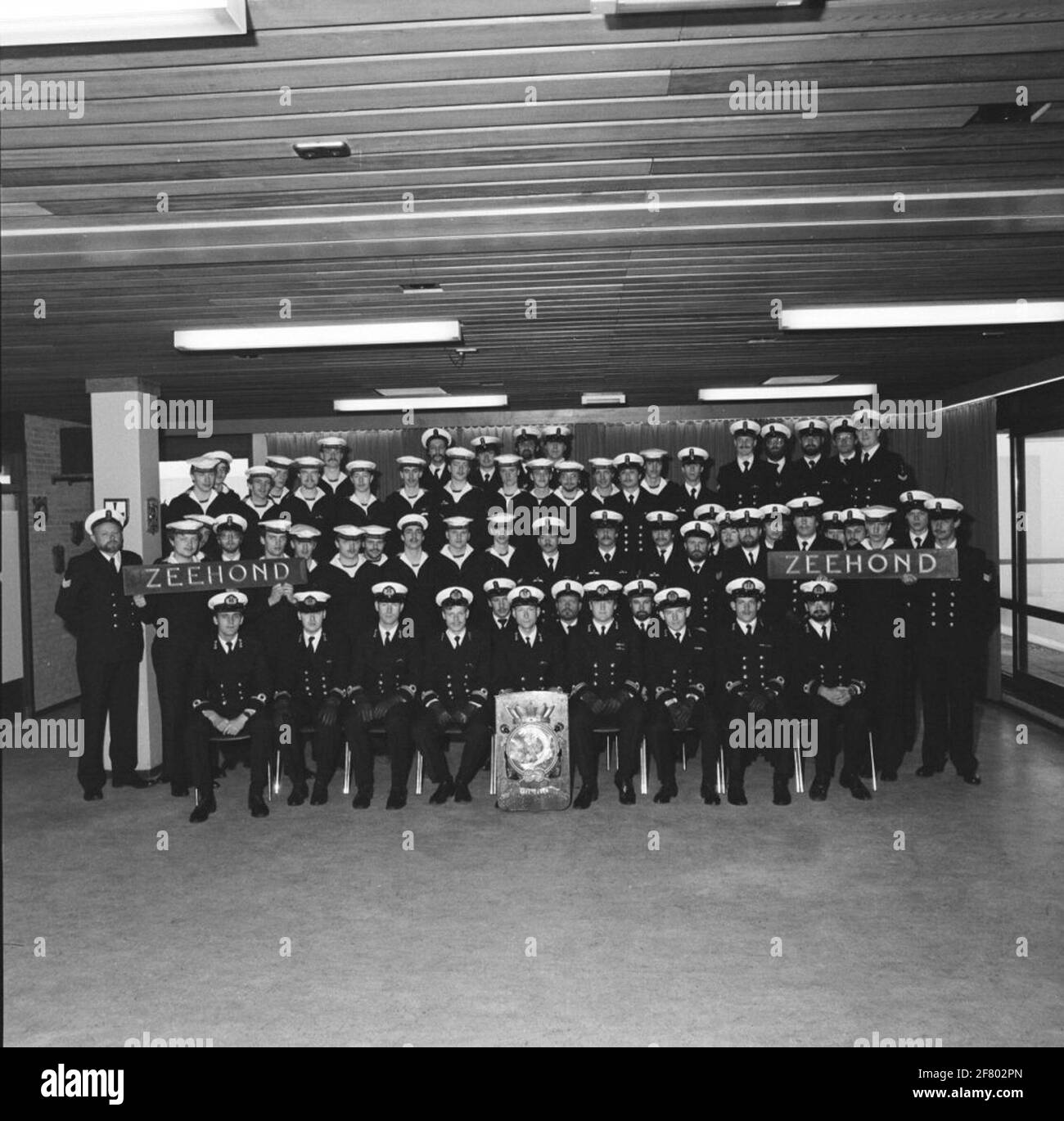 Royal navy ship crew hi-res stock photography and images - Alamy