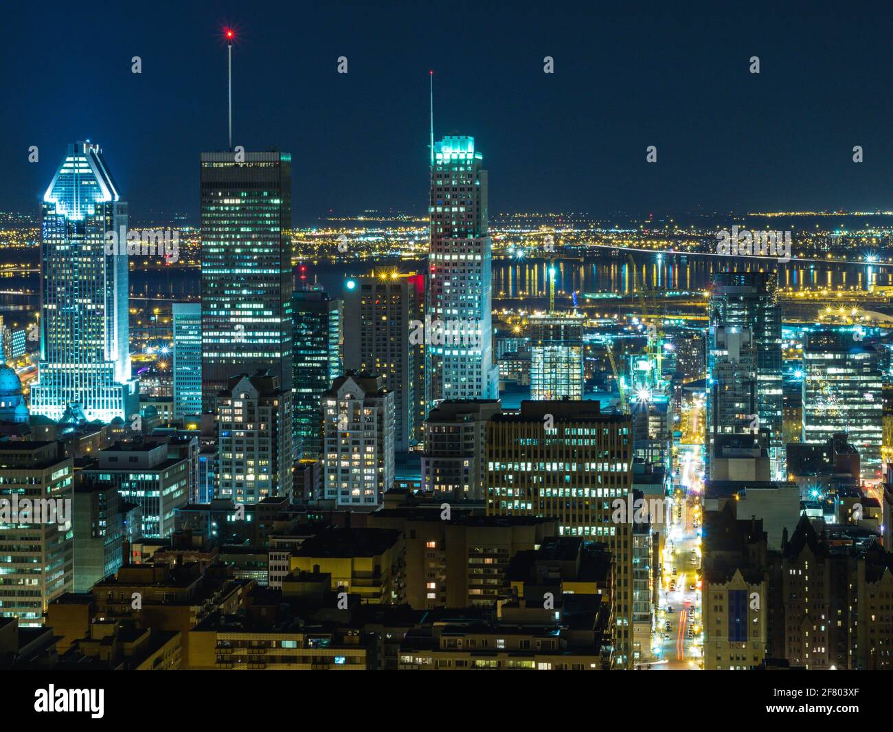 Cityscape montreal hi-res stock photography and images - Alamy
