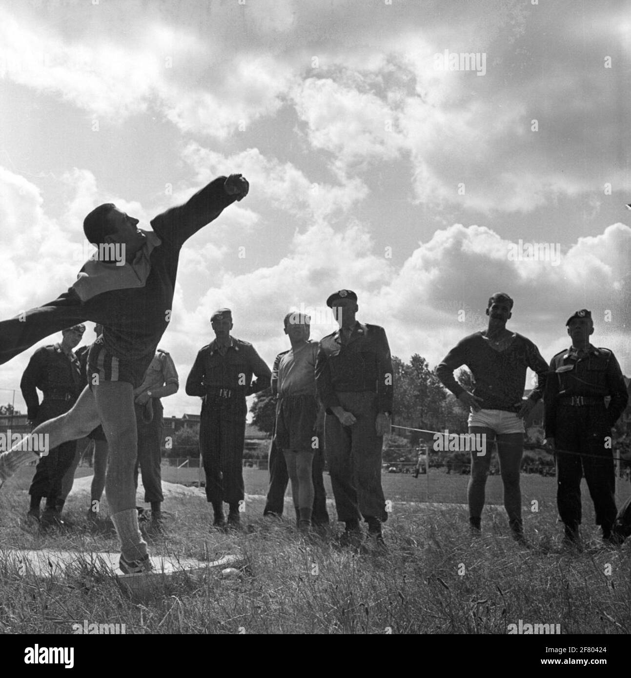 Sports day in the School Infantry Framework, located on the Isabella ...