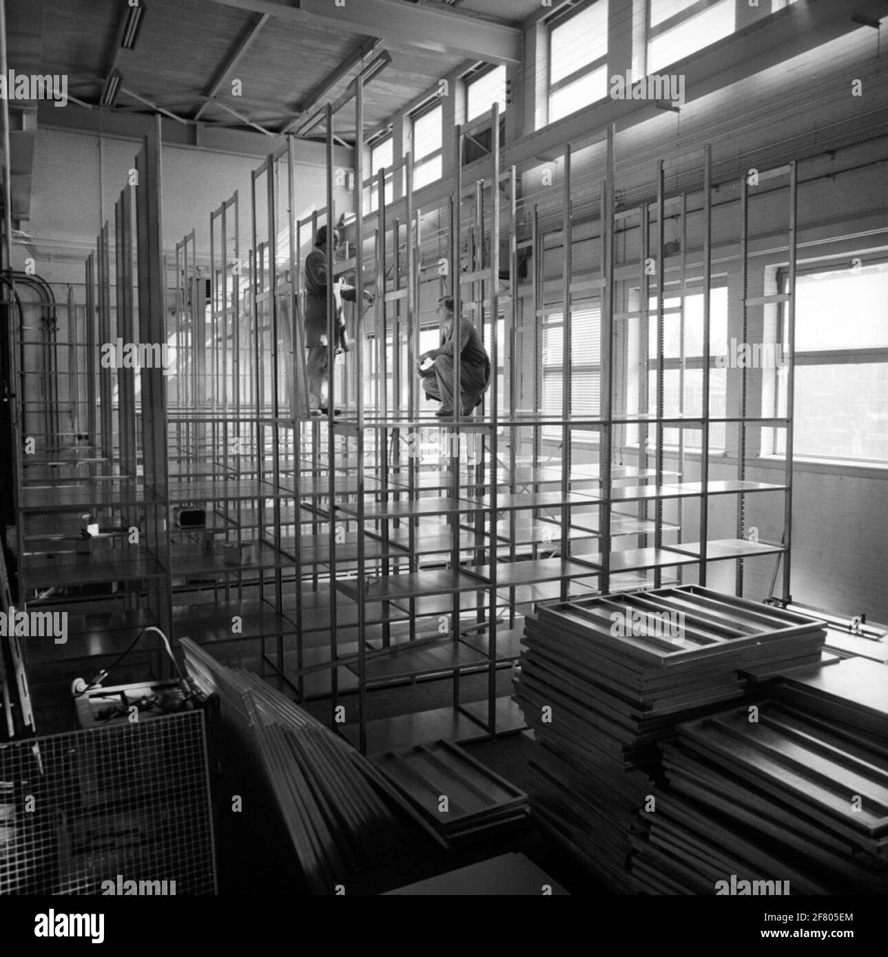 Stellage Black and White Stock Photos & Images - Alamy