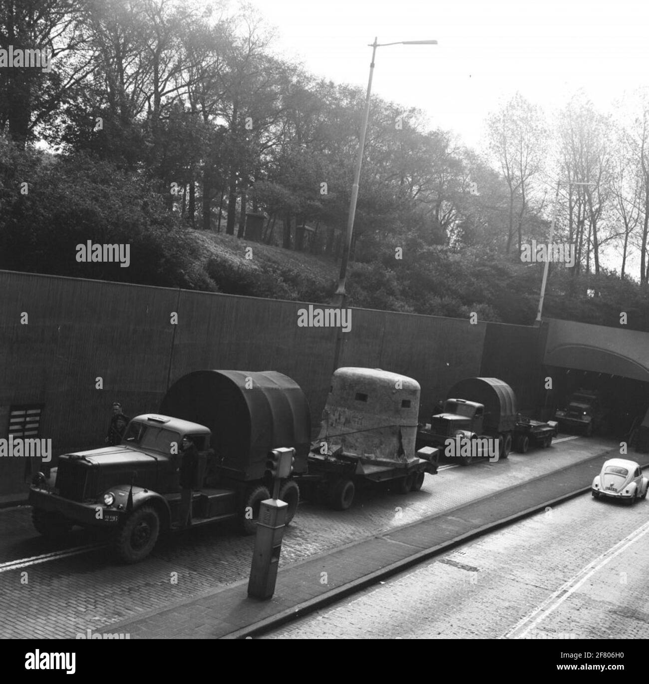 Transport of a steel armor dome of the core work Stock Photo - Alamy