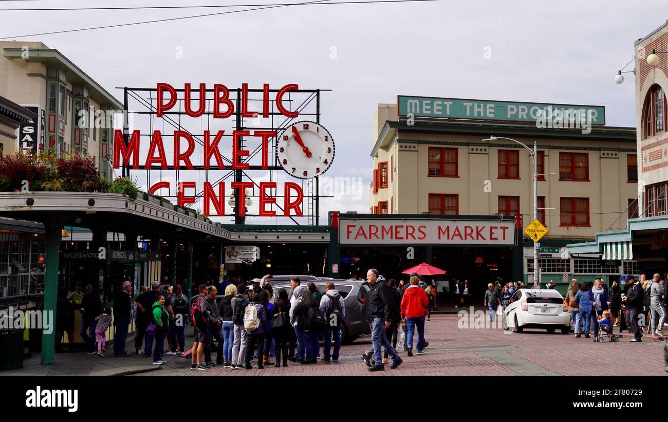 Public market center hi-res stock photography and images - Alamy