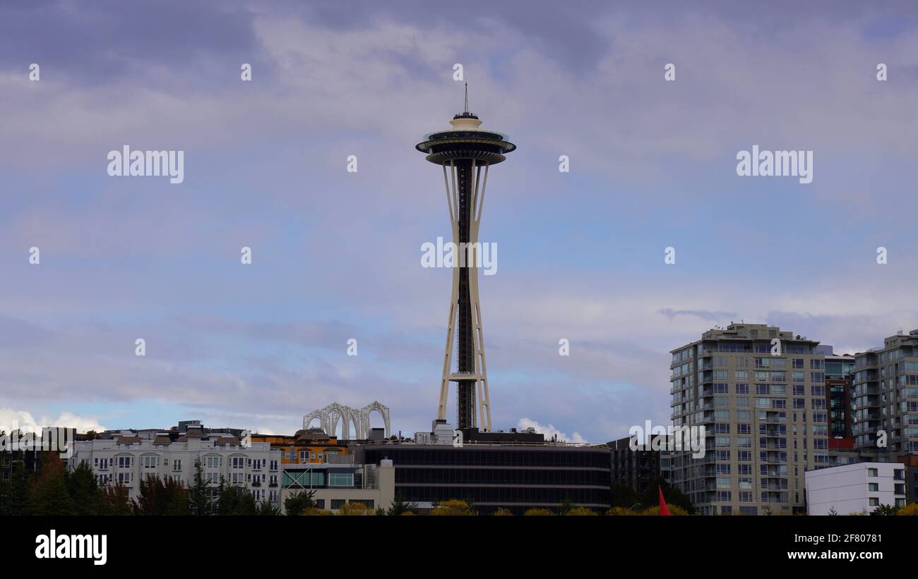 Seattle tower space hi-res stock photography and images - Alamy
