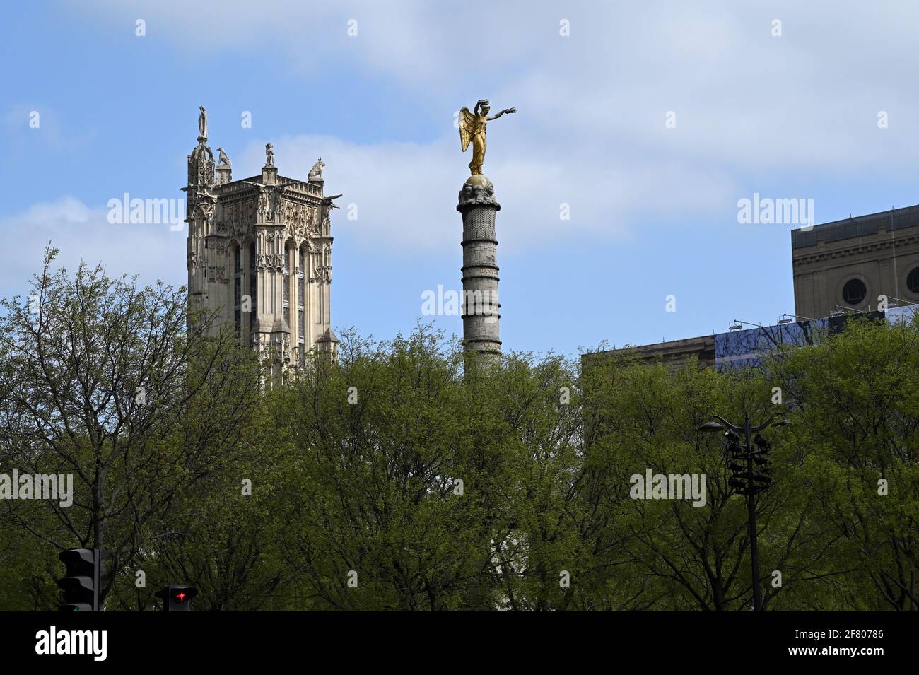 The tower saint jacques gateway hi-res stock photography and images - Alamy