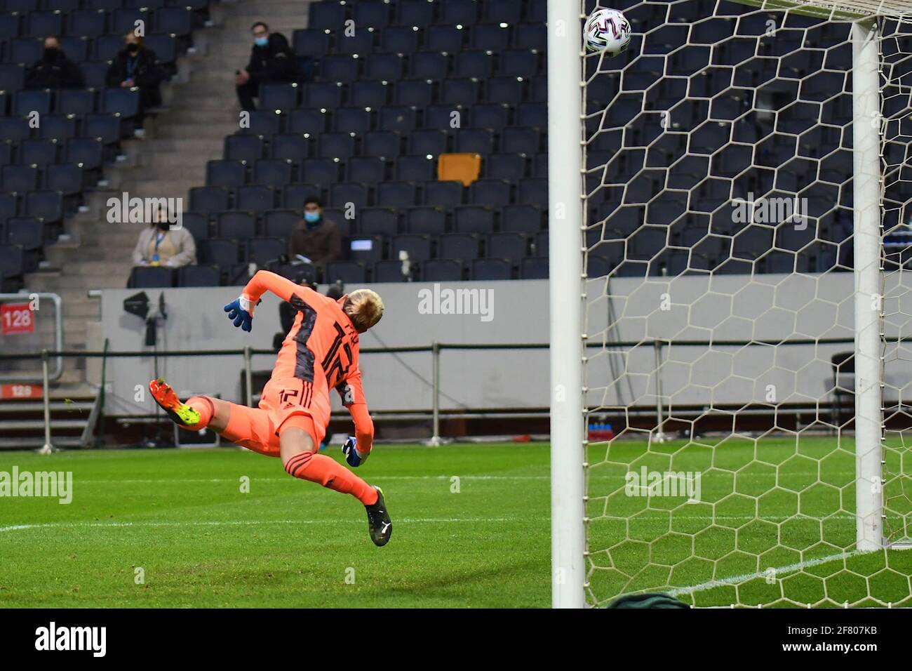 Jennifer falk hi-res stock photography and images - Alamy