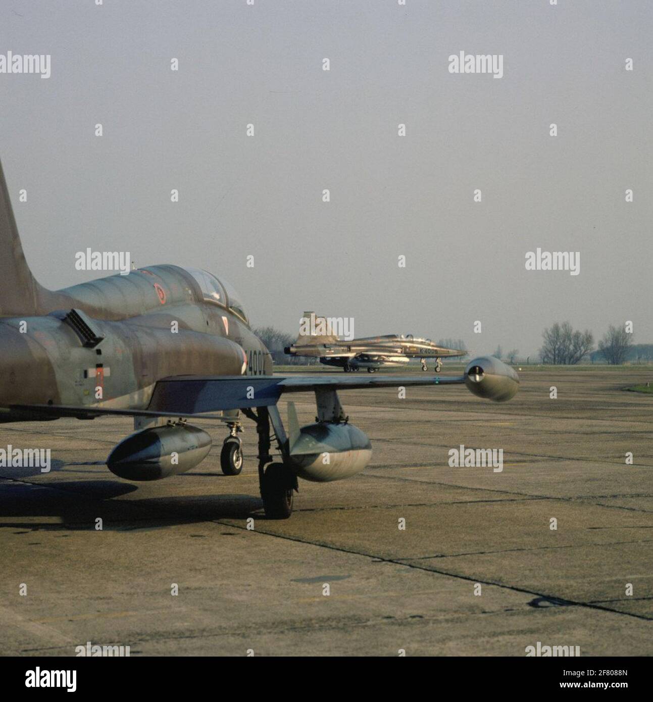 Northrop NF-5Bs from 313 squadron taxiing to the runway Stock Photo - Alamy