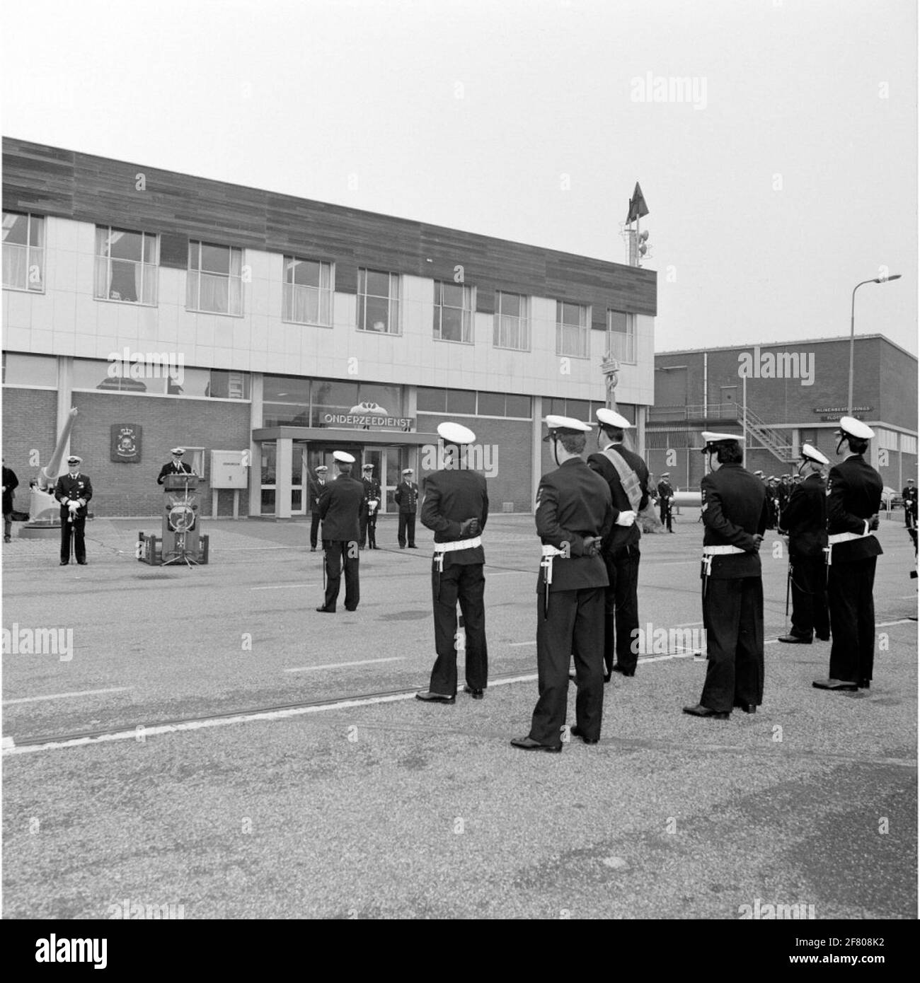 Command transfer at the sub-sea service (OZD). Captain ter Zee (KTZ) B ...