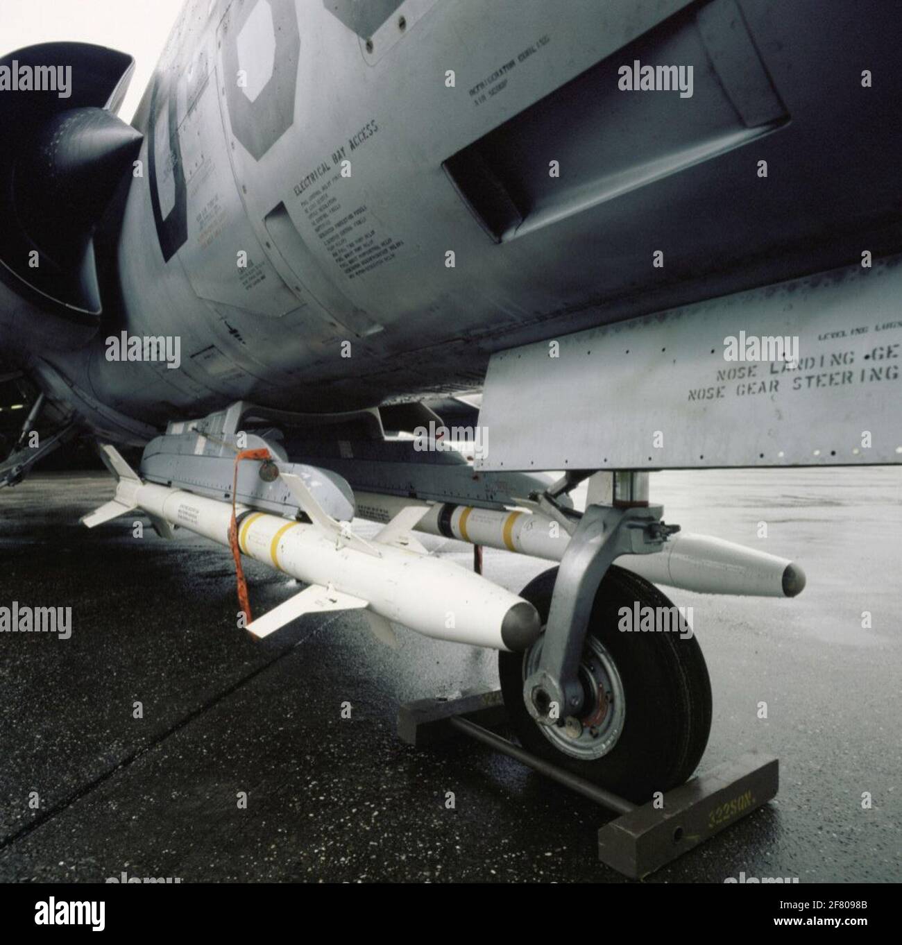 Qra quick reaction alert hi-res stock photography and images - Alamy