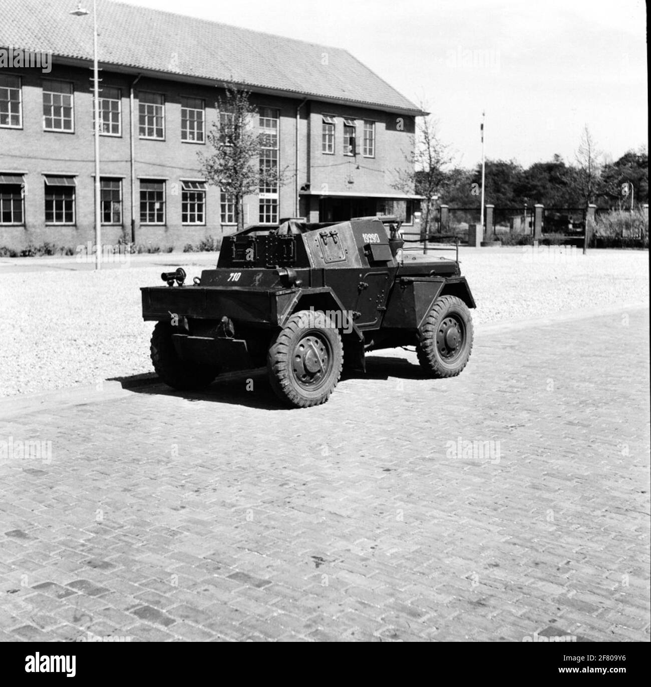 Tanks, carriers, armored vehicles (Sherman M4A1; RAM II; GMC Staghound ...