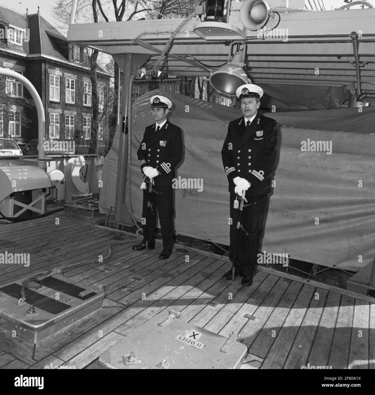 Issue of the coastal mine sweep Hr.Ms. Dokkum. (1955 - 1983) The ...