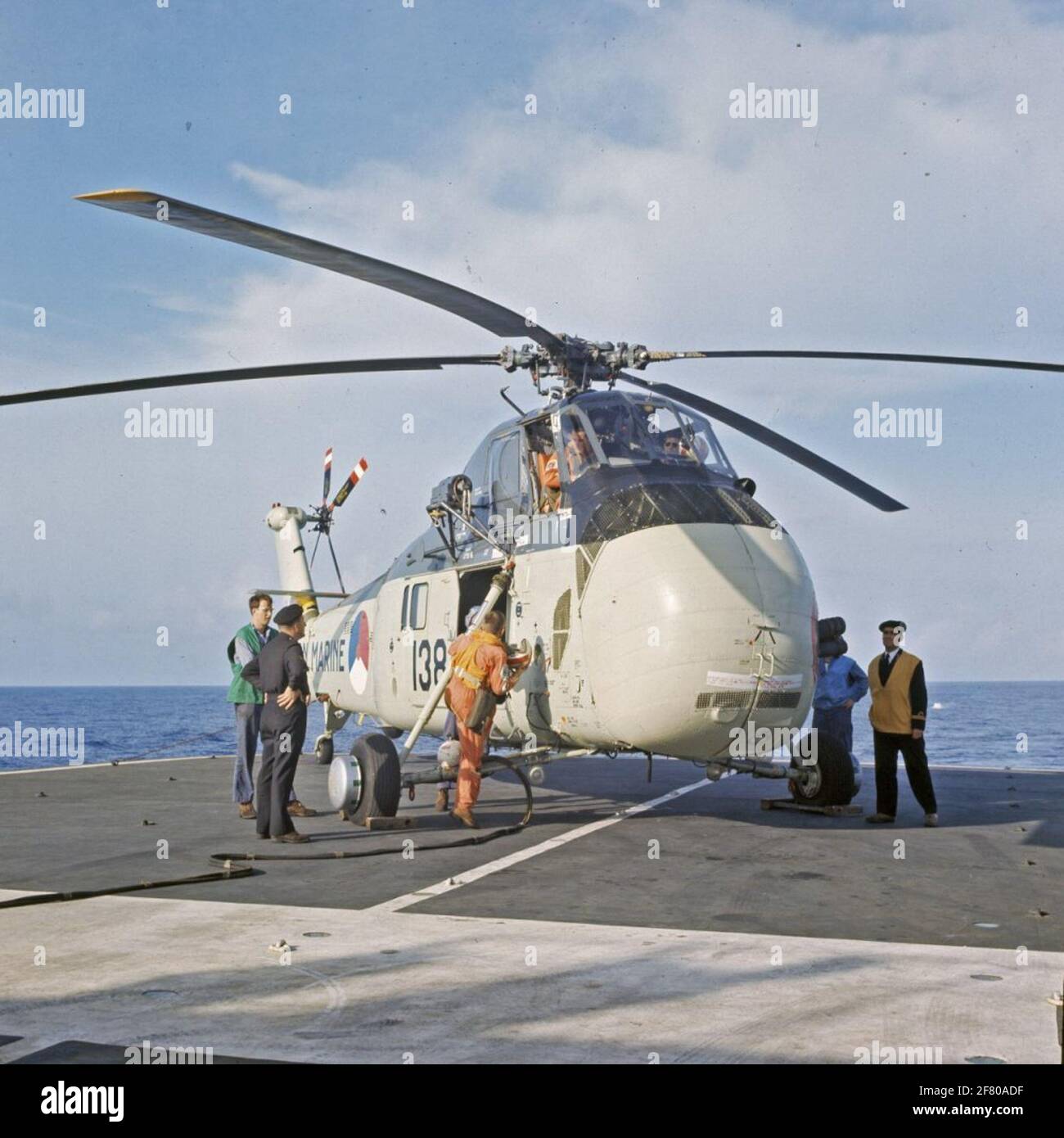 The Sikorsky HSS-1N (SH-34J, UH-34J) Subdue boat control helicopter 138 ...