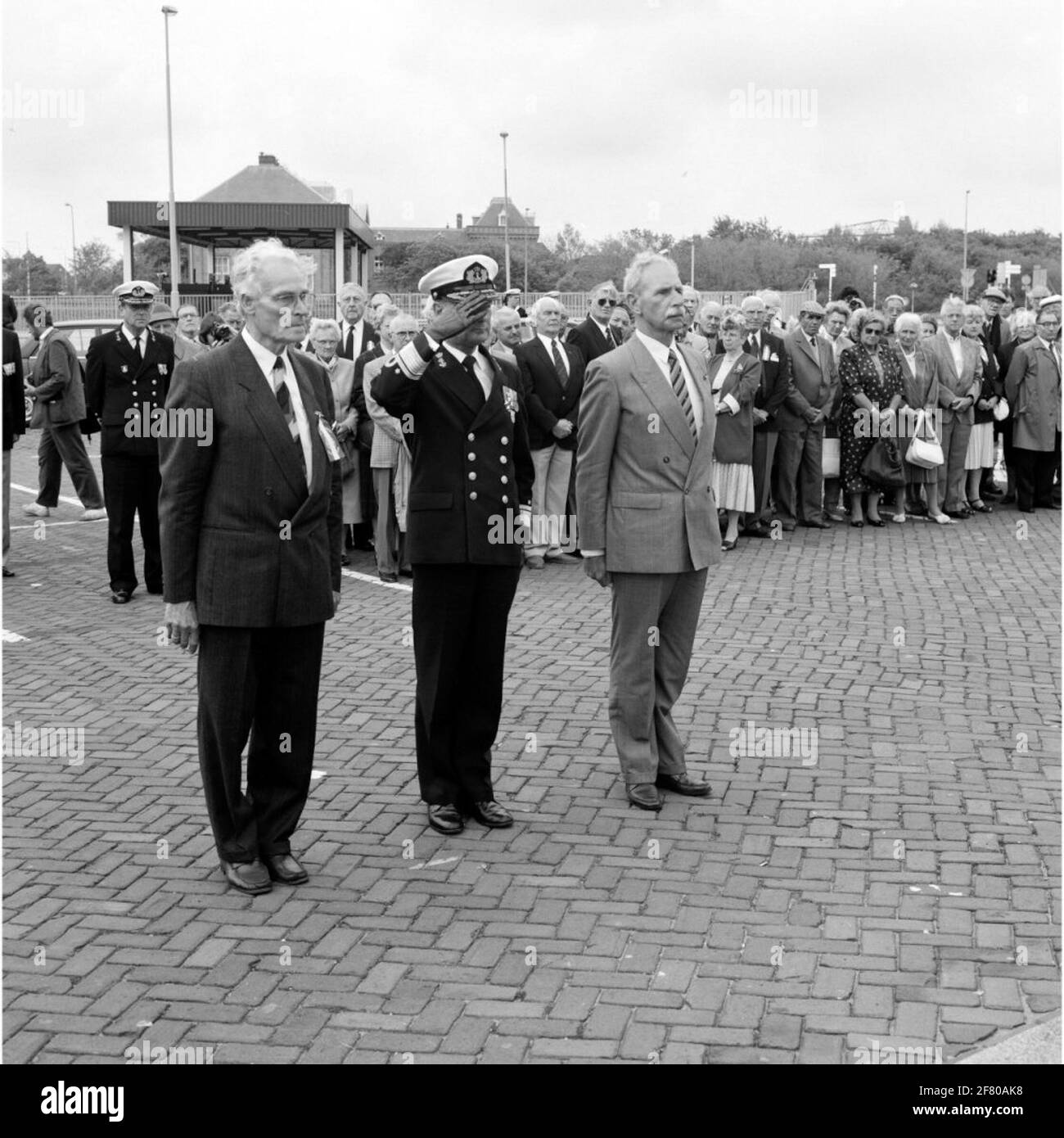 Commemoration of the dead and wreaths on Havenplein in Den Helder in ...