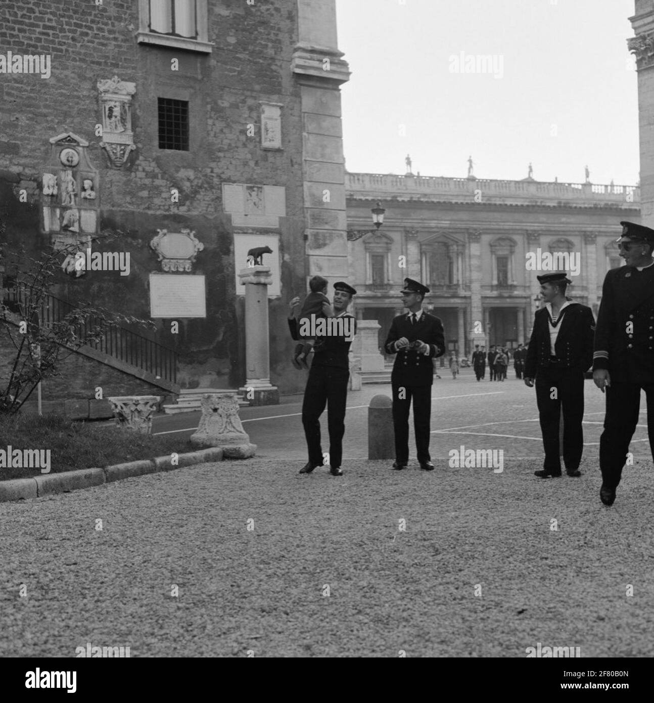 The arrival of aircraft hi-res stock photography and images - Alamy