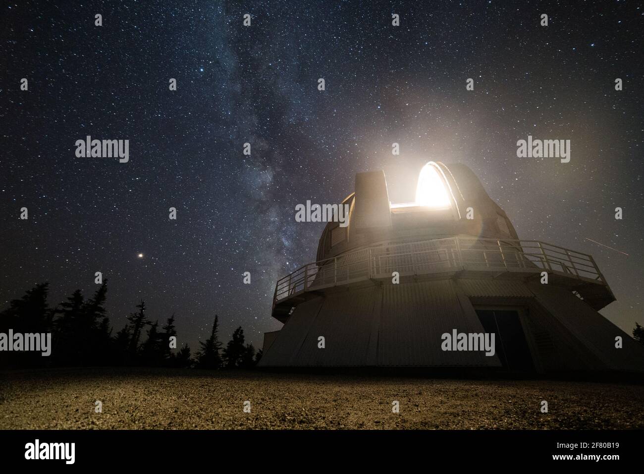 Space observatory open hi-res stock photography and images - Alamy