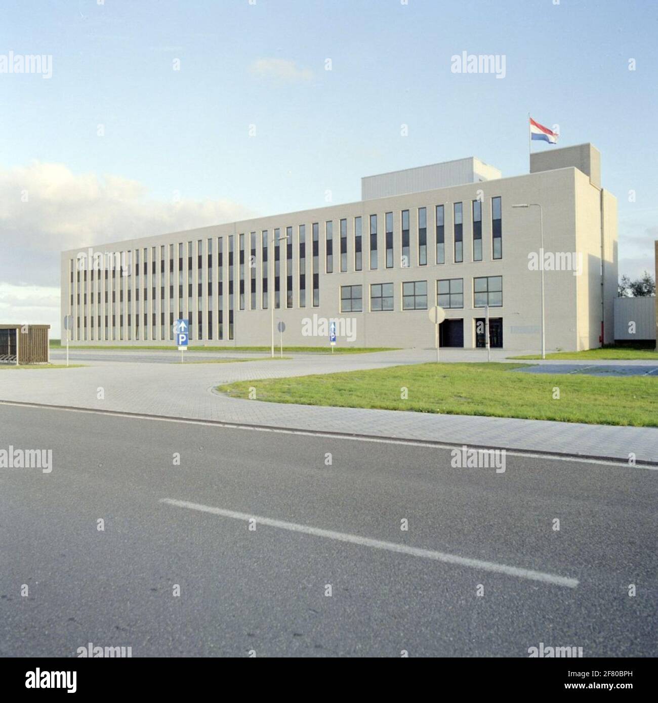 New weapon system hi-res stock photography and images - Alamy