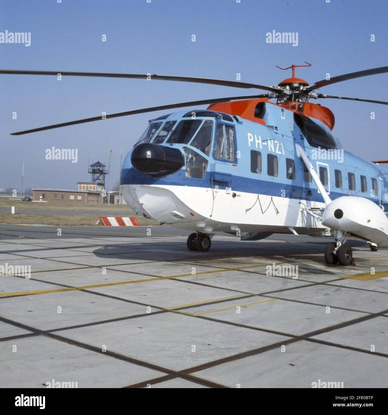 A Sikorsky S-61 helicopter of KLM for passenger transport to and from ...